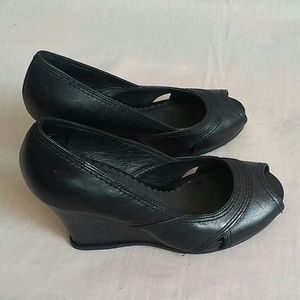 Indigo | Shoes | Indigo Shoes Black 55 M Leather Heels 35 | Poshmark